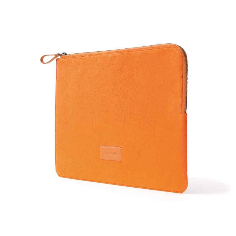 Bluemint | Montana orange pouches
